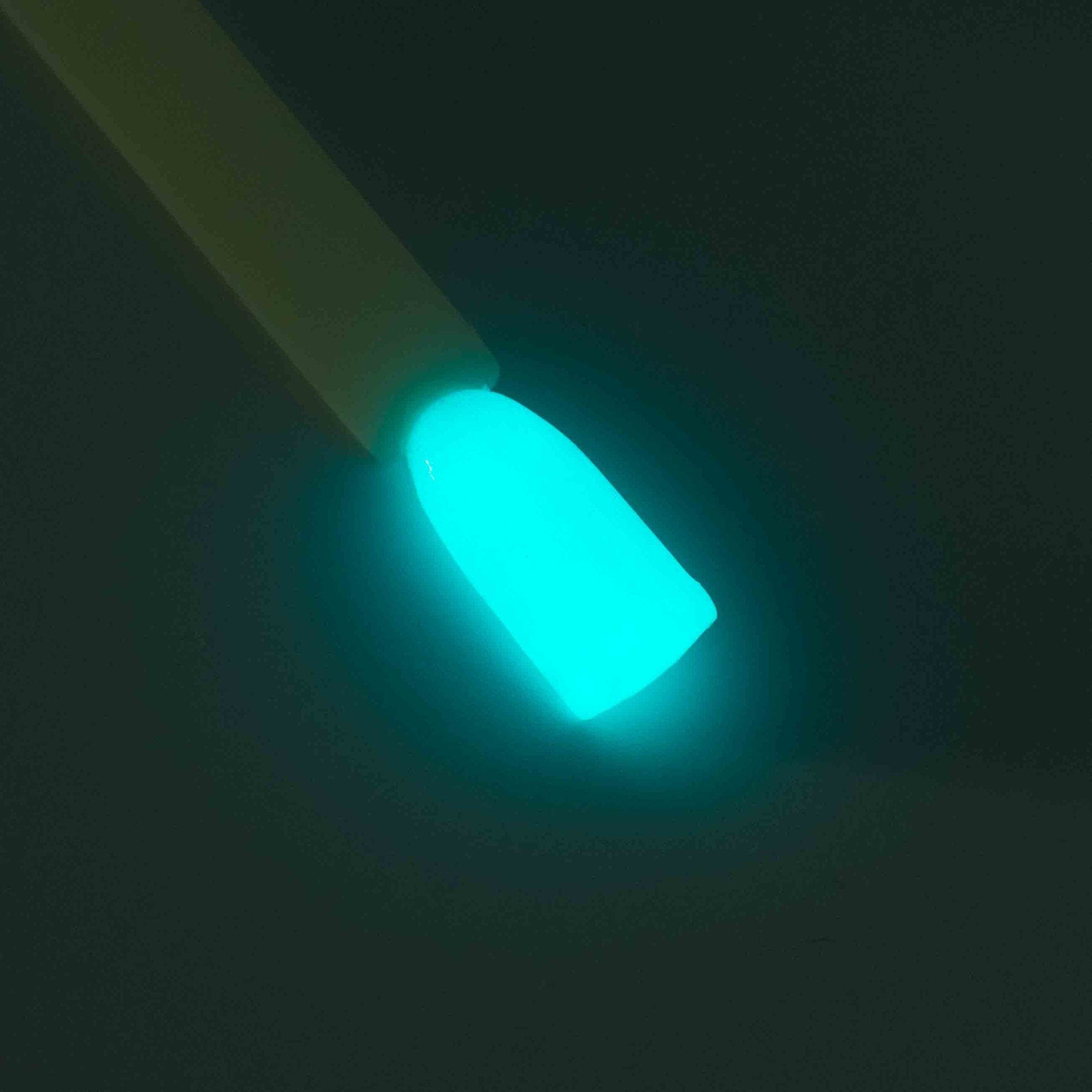 GC11 Illuminate White Glow Dip Powder – Revel Nail